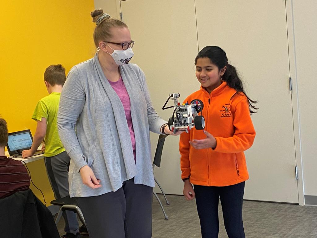 FIRST LEGO Robotics League (FLL) – Compass Homeschool Classes